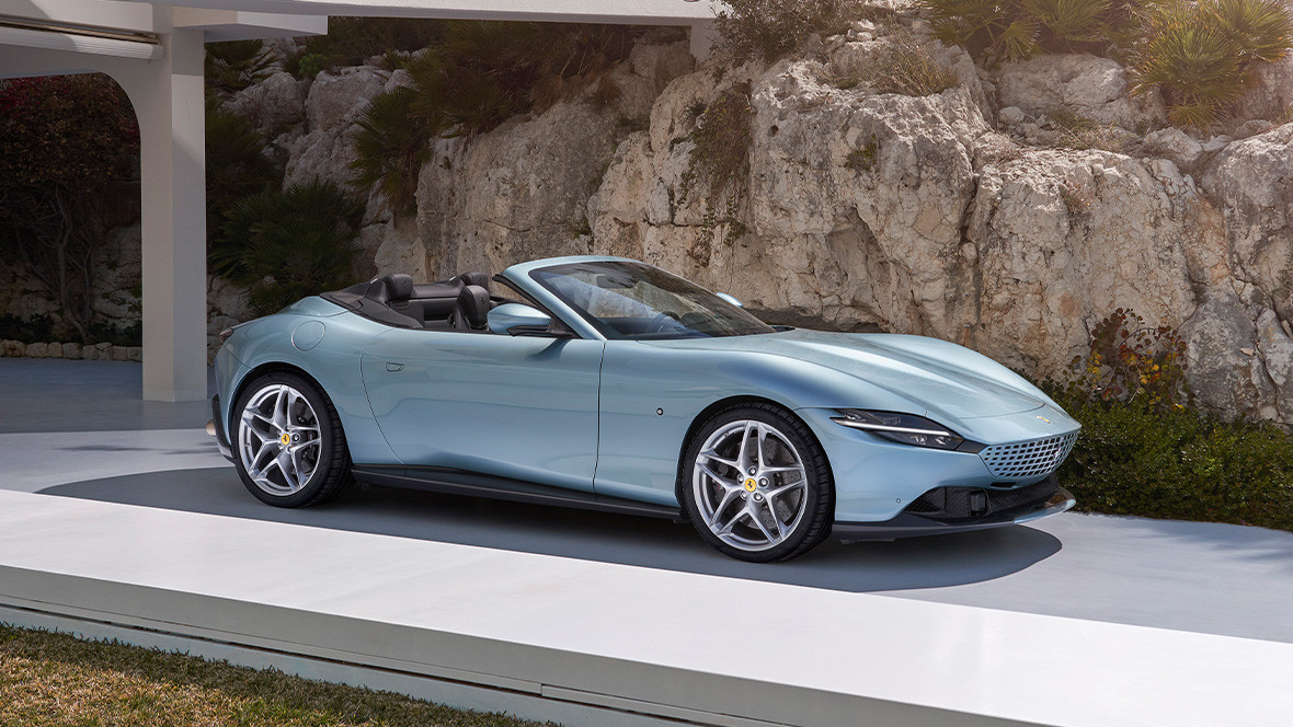 Ferrari Roma Spider